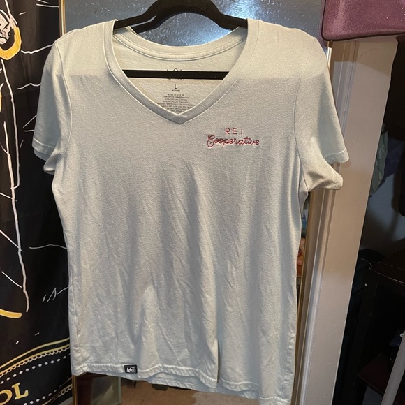 REI | Tops | Rei L Parts Unknown Embroidered Logo | Poshmark
